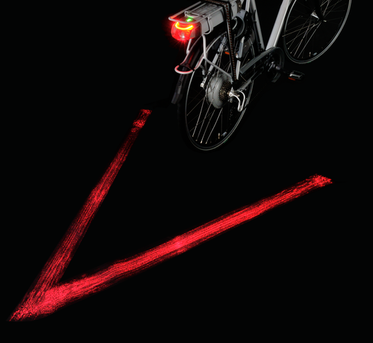 Extra veilig op weg met Batavus V-light - Van de Brug